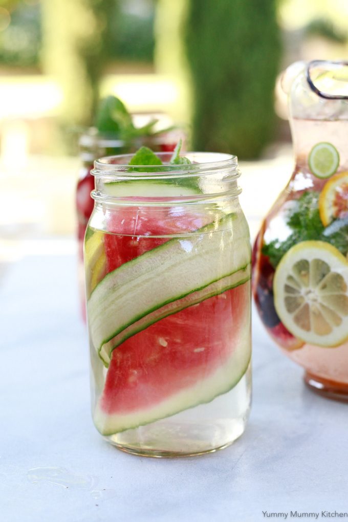 Detox Water Recipes for Weight Loss and Flat Belly