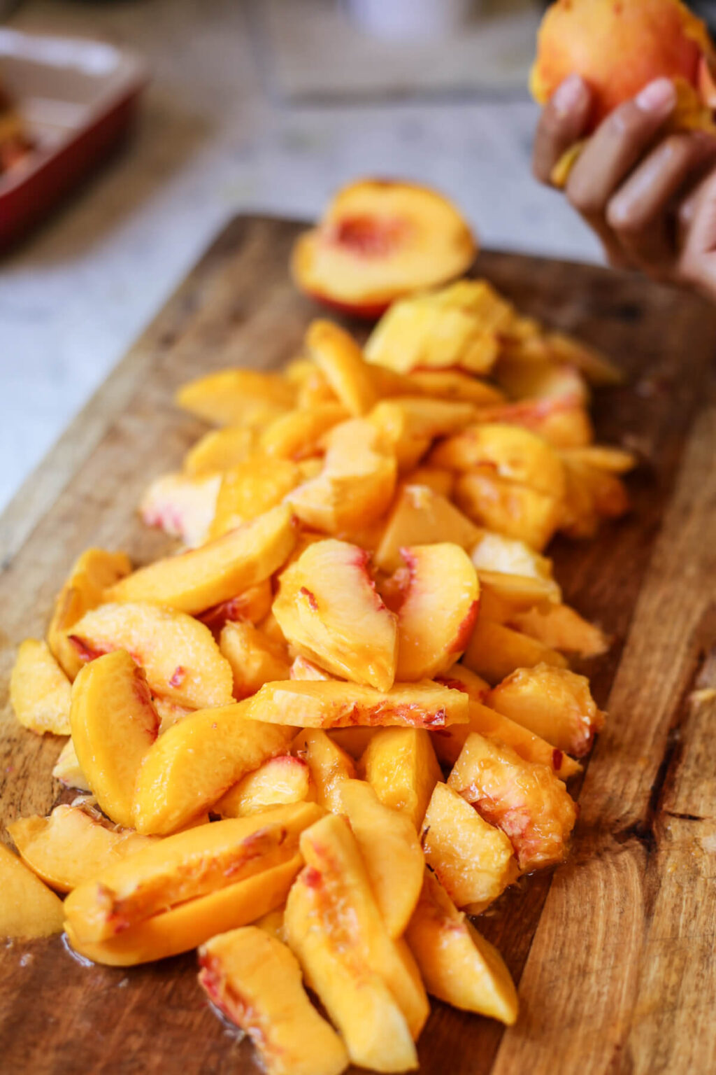 Classic Easy Peach Crisp Recipe with Oat Crumble Topping