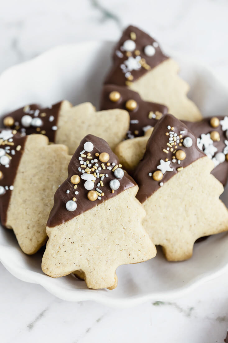 Christmas Tree Cookies - Yummy Mummy Kitchen
