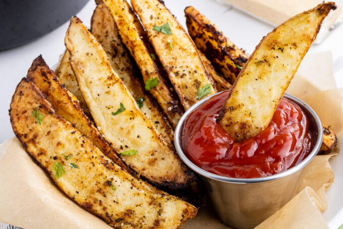 Air Fryer Potato Wedges - Yummy Mummy Kitchen