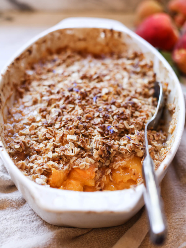 Classic Peach Crisp Story - Yummy Mummy Kitchen