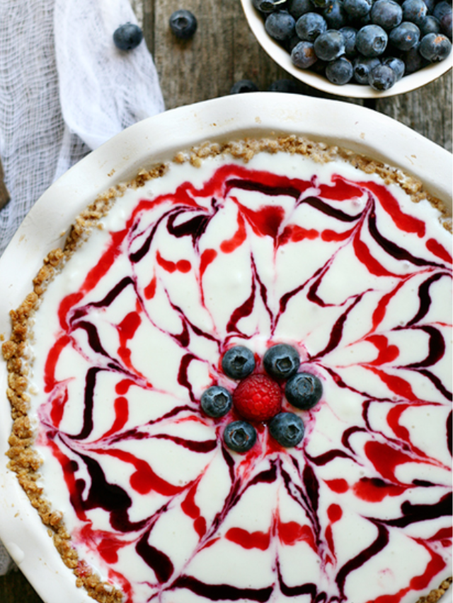 Red, White, and Blueberry Ice Cream Pie with Granola Crust {GLUTEN FREE ...