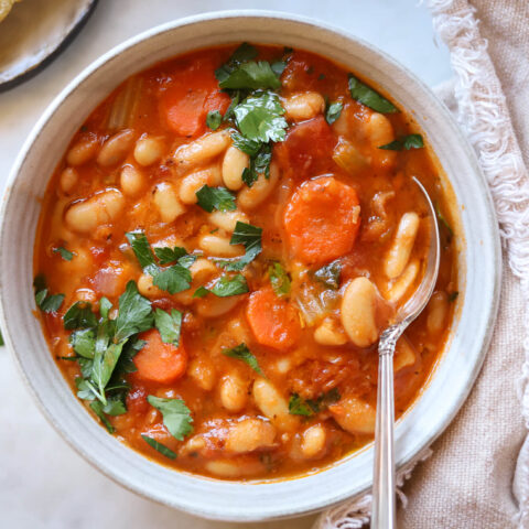 Greek White Bean Soup (Fasolada) - Yummy Mummy Kitchen