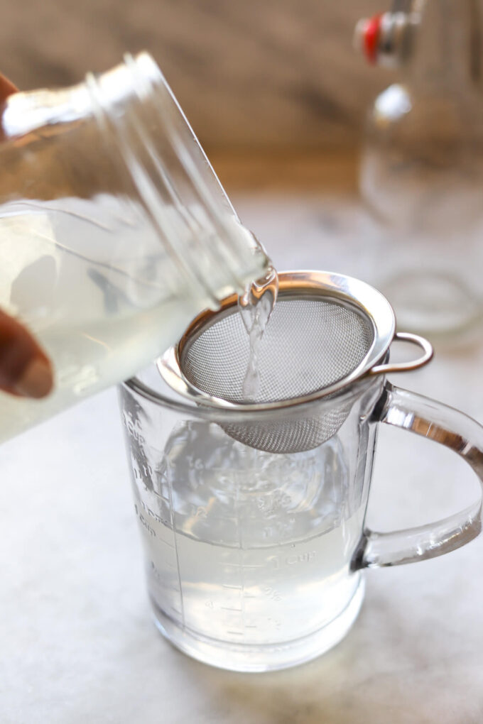 How to Make Water Kefir - Agua de Kefir